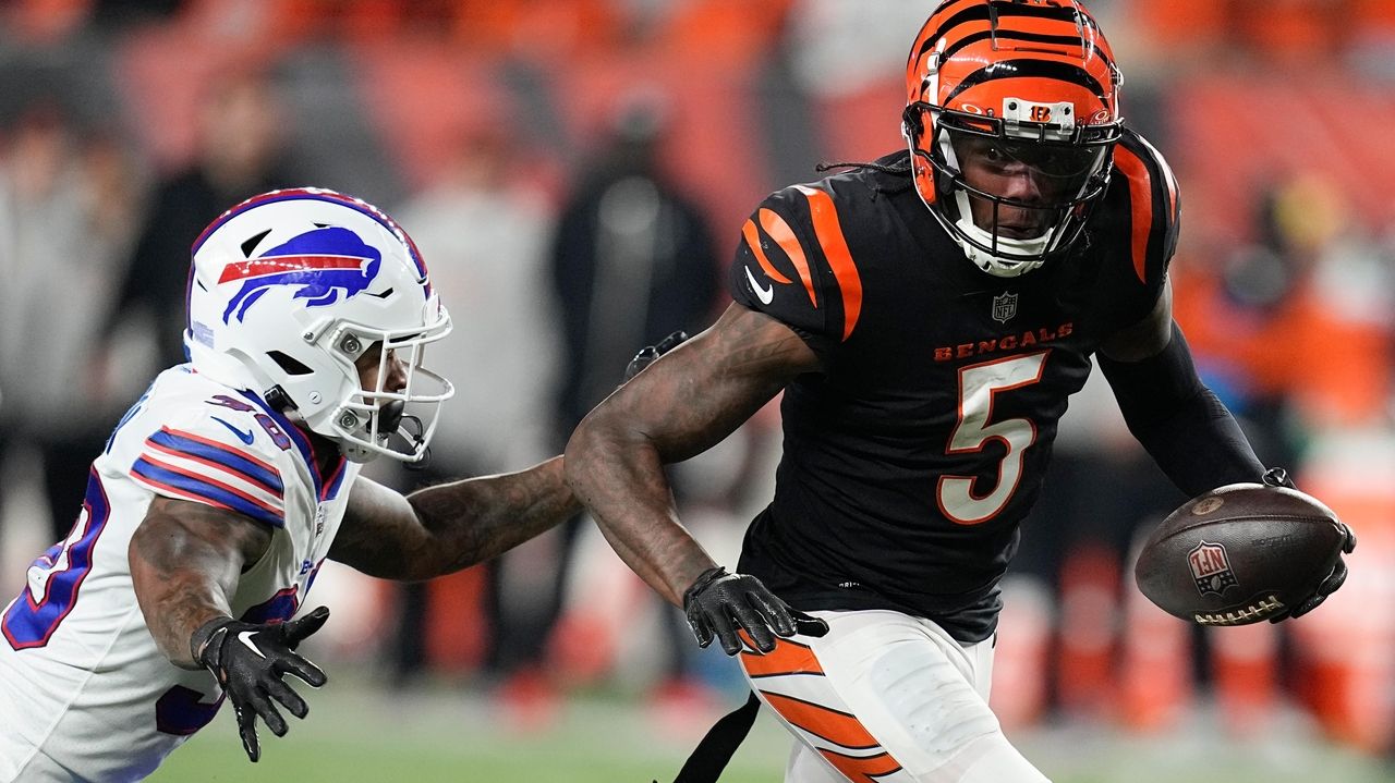 Bengals WR Tee Higgins, DE Sam Hubbard out for Sunday's game, WR Ja ...