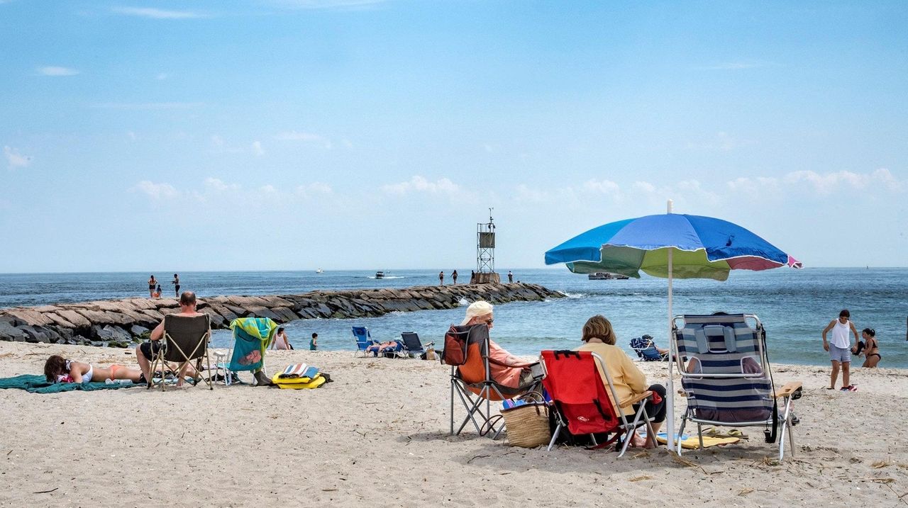 Hampton Bays day trip for beaches, shopping and more - Newsday