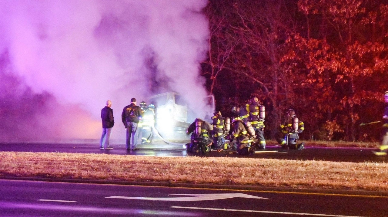 Cops: 1 dead, 1 injured in van fire on County Road 83 in Coram - Newsday