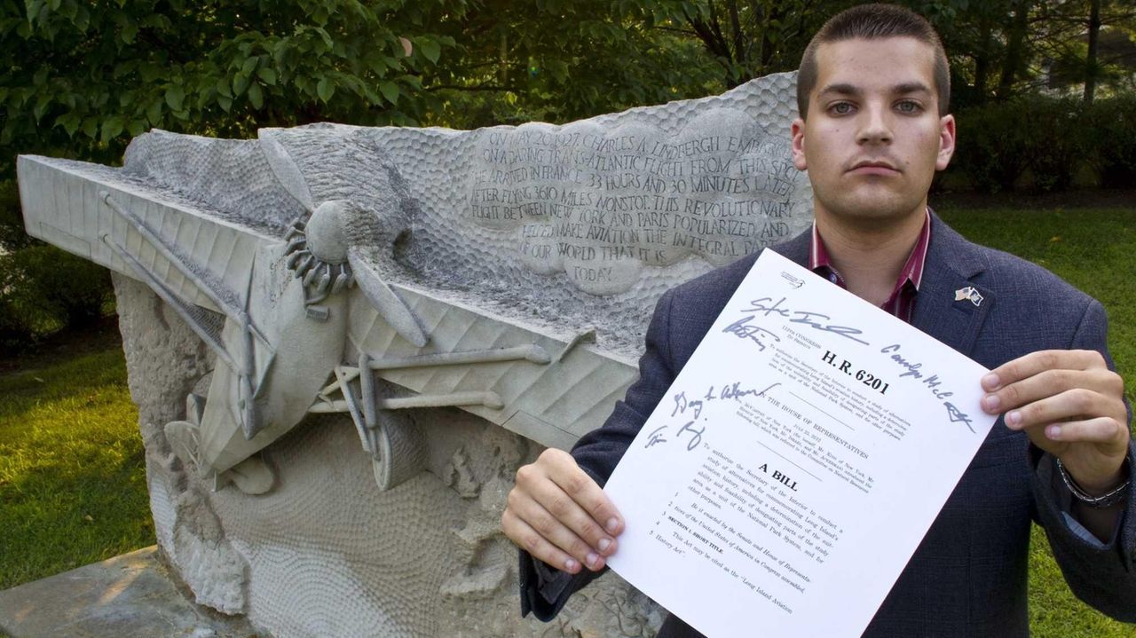 Man pushes to preserve Lindbergh monument - Newsday