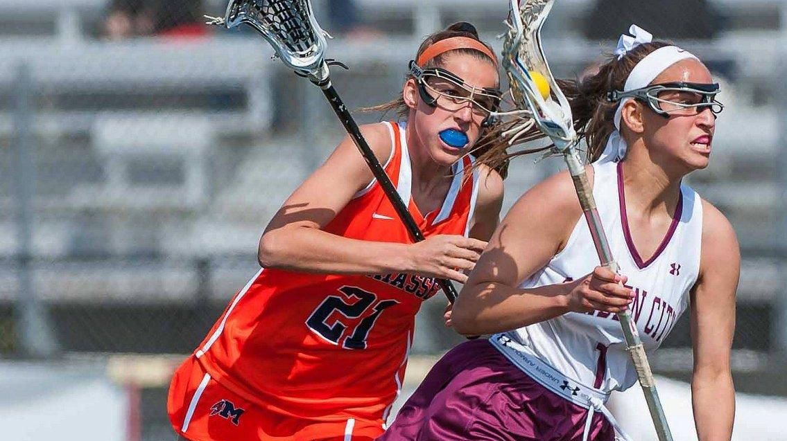 Katie Muldoon’s goal in overtime lifts Garden City - Newsday