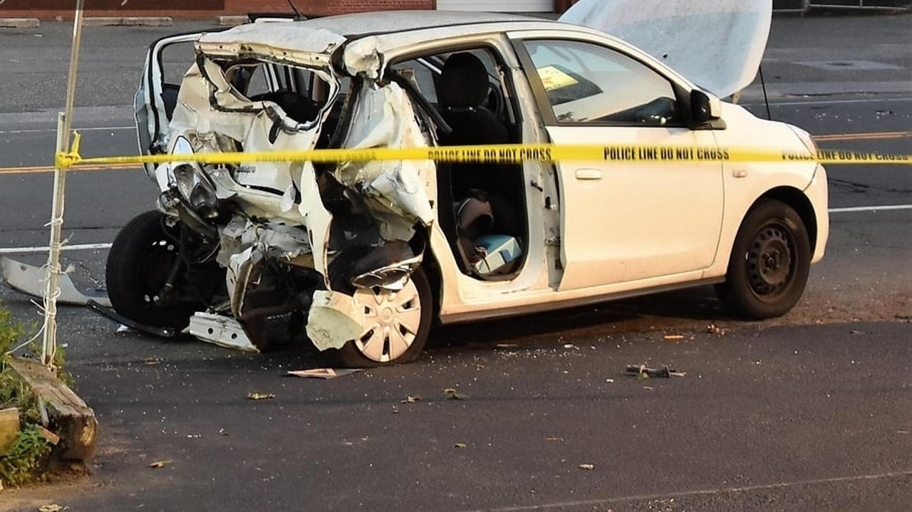 Newsday Investigation: Suffolk cop back on duty after crash that ...