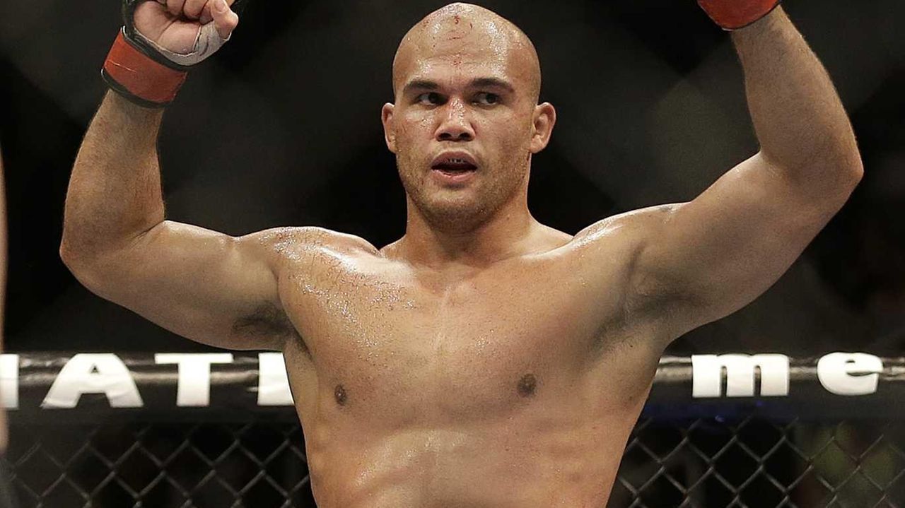 Robbie Lawler back for second shot at Johny Hendricks in UFC 181 - Newsday