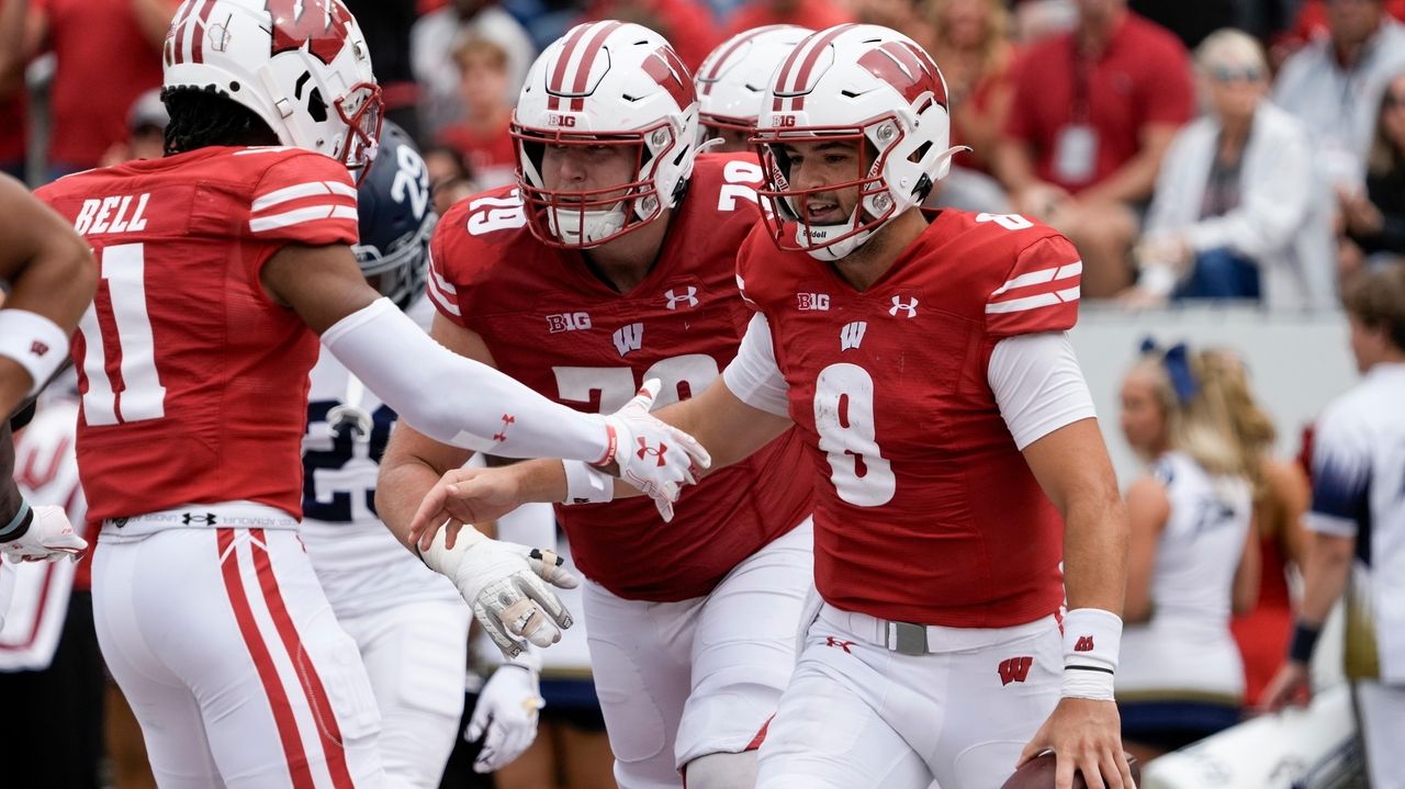 New coaches square off as Wisconsin chases 17th straight victory over ...