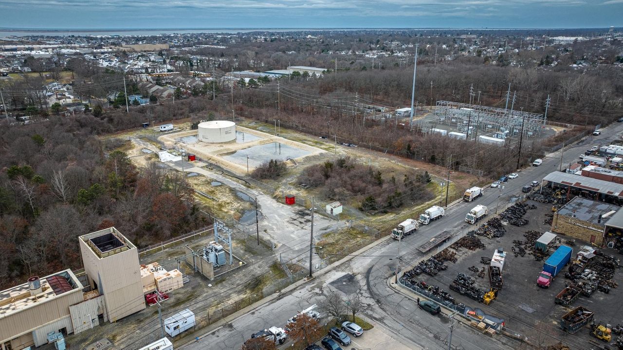 Battery energy storage in Babylon? Town officials mulling over a ...