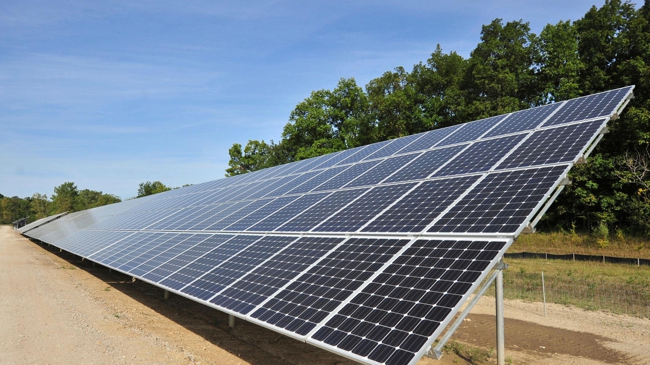 Michigan will implement ambitious clean energy mandates with goal of ...