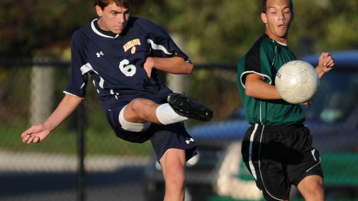 Barnathan's goal gives Massapequa 1-0 win - Newsday