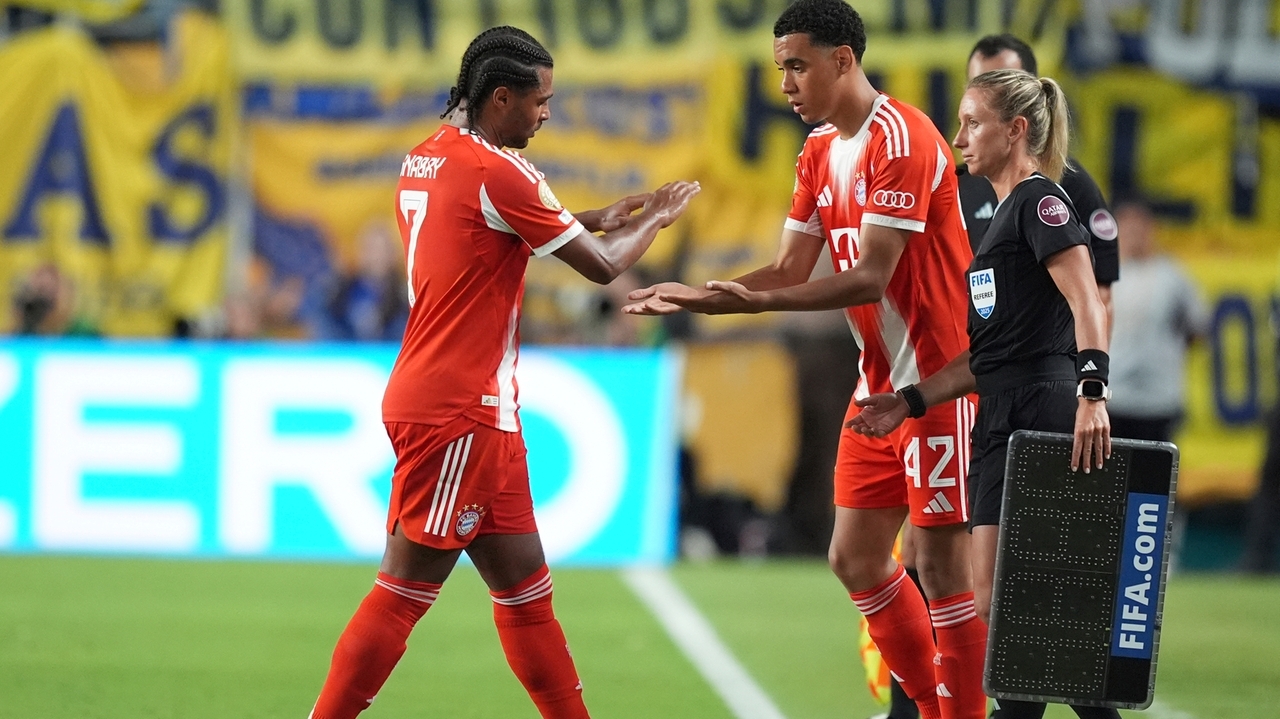 Jamal Musiala back at training for Bayern Munich at Club World Cup ...
