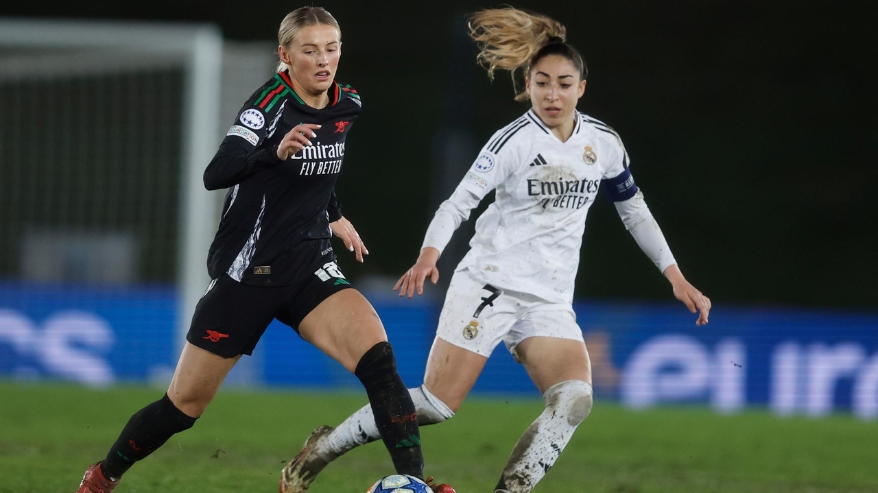 'Easier on a golf course than on rocks': Arsenal women's coach ...