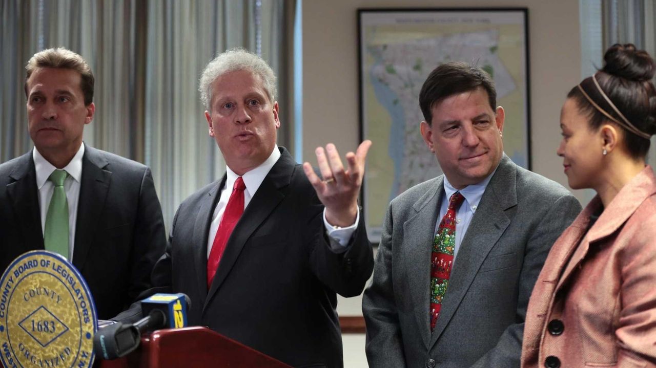 McKinstry: Westchester's hot duo: Kaplowitz, Perez - Newsday