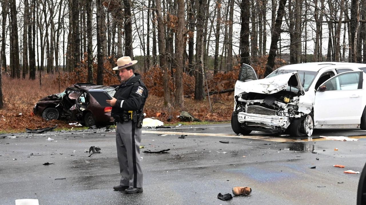 Driver Struck Killed After Running Red Light Riverhead Police Say