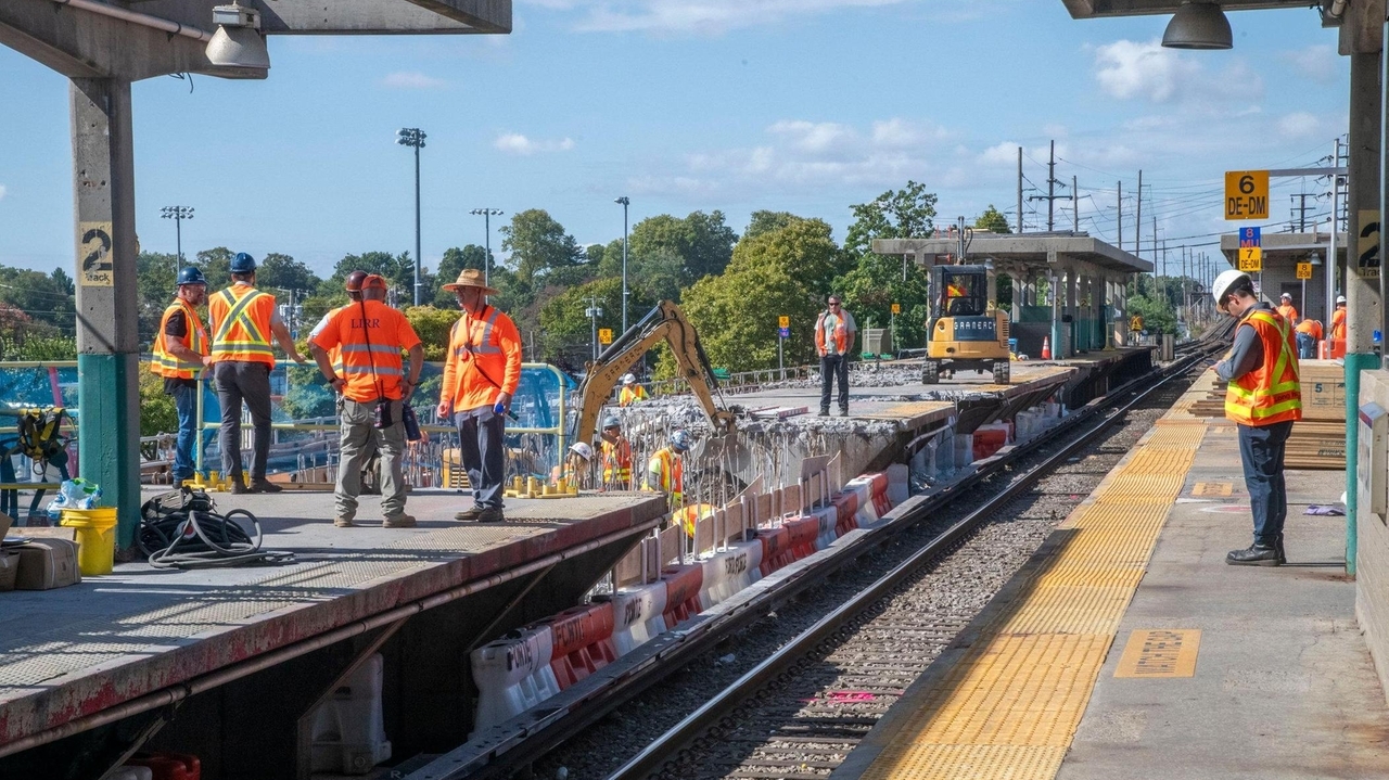 MTA announces major improvements for LIRR Babylon station - Newsday