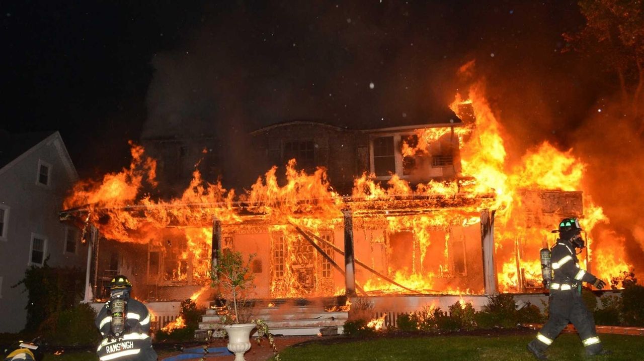 One firefighter hurt battling Great Neck house fire, police say - Newsday