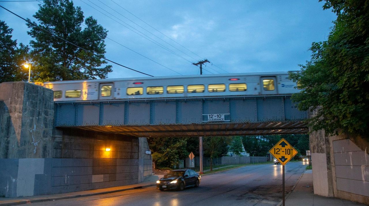 LIRR Expansion to kick off with 10 major projects - Newsday