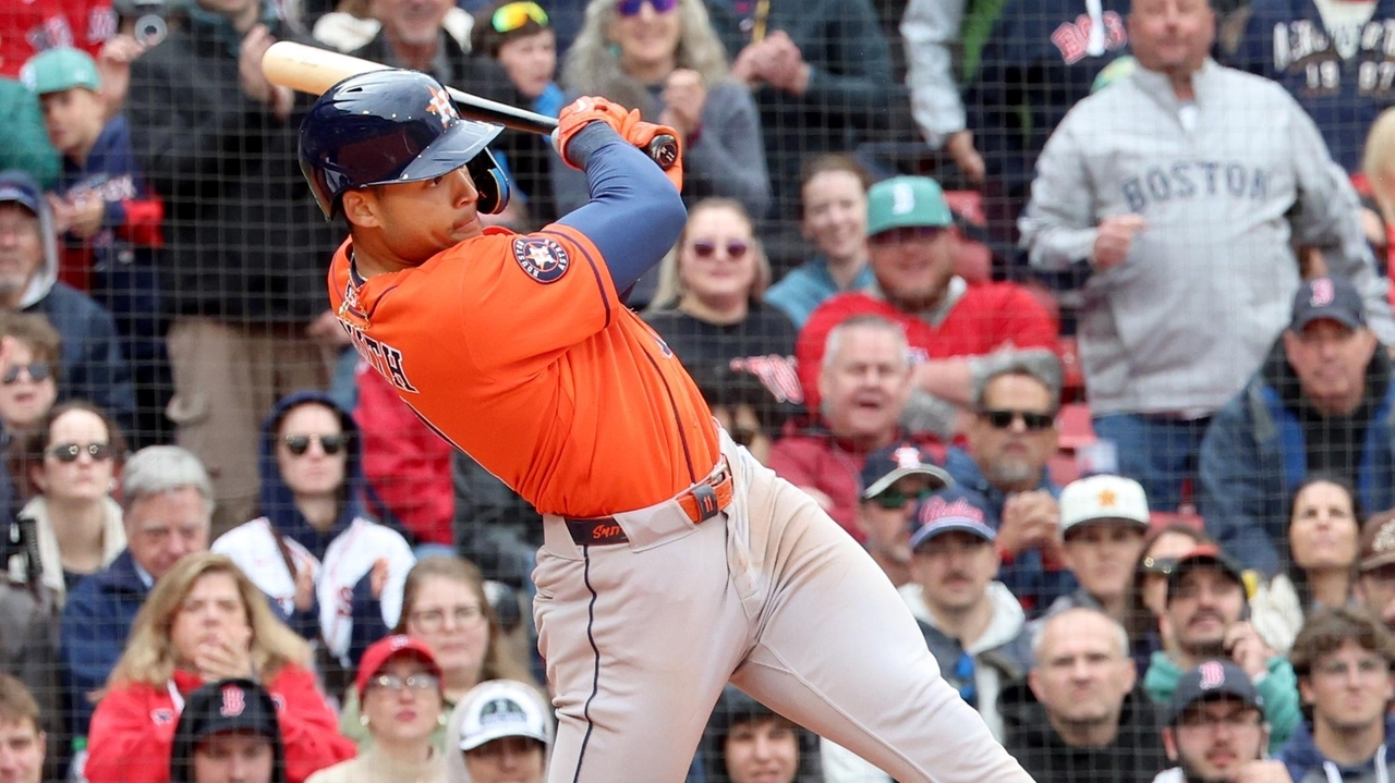 Cam Smith gets go-ahead 2-run single in 10th; Astros hold off Red Sox 3 ...