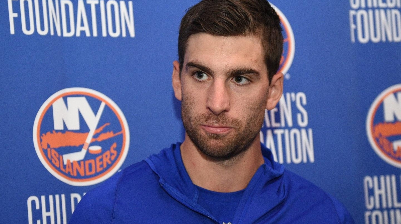 John Tavares enters uncharted territory as Islanders' season begins ...