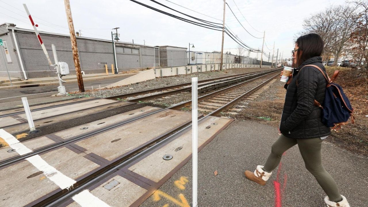 LIRR president touts railroad's safety measures at crossings - Newsday