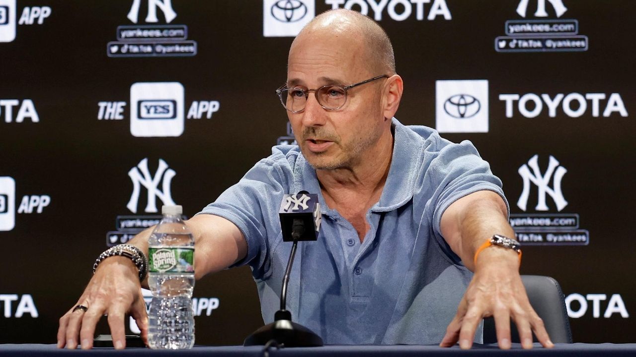 Brian Cashman doesn't expect Yankees to make any more splashy moves ...