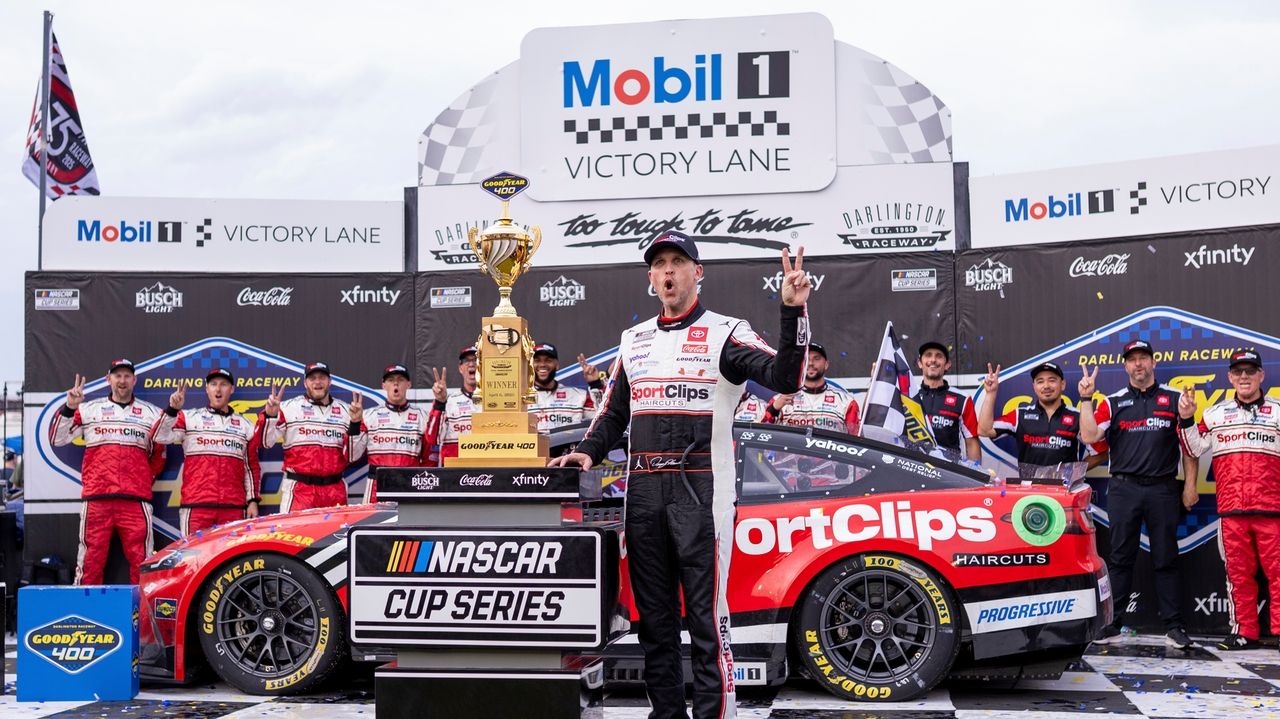 Hamlin takes the lead out of pits and holds off Byron in overtime to ...