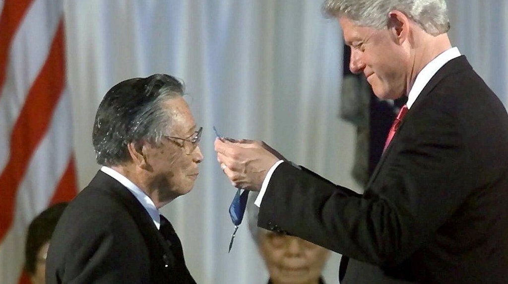 George T. Sakato dies; World War II Medal of Honor recipient dies at 94 ...