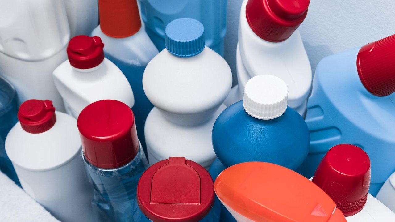 Poison centers see jump in calls related to bleach, household cleaners ...