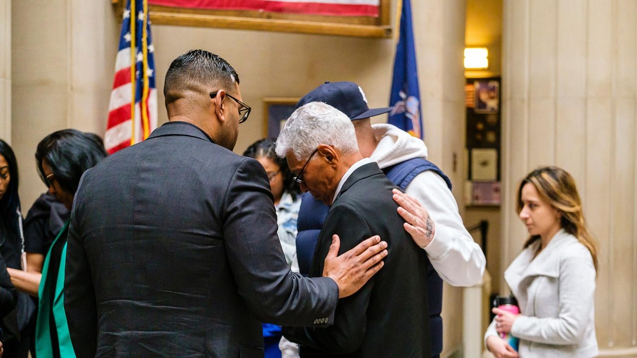 Lawyers in trial clash on what was 'in the heart' of accused Stop ...