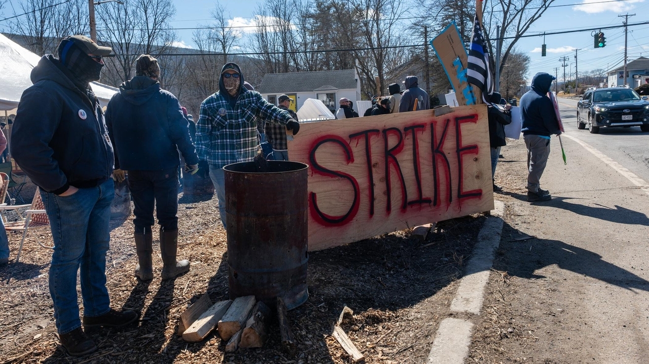 State announces deal with prison guards hoping to end strike Friday ...
