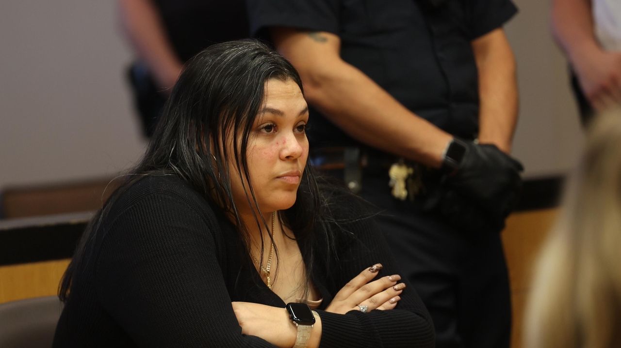 Split verdict in case of Jennifer Nelson, accused of running over teen ...