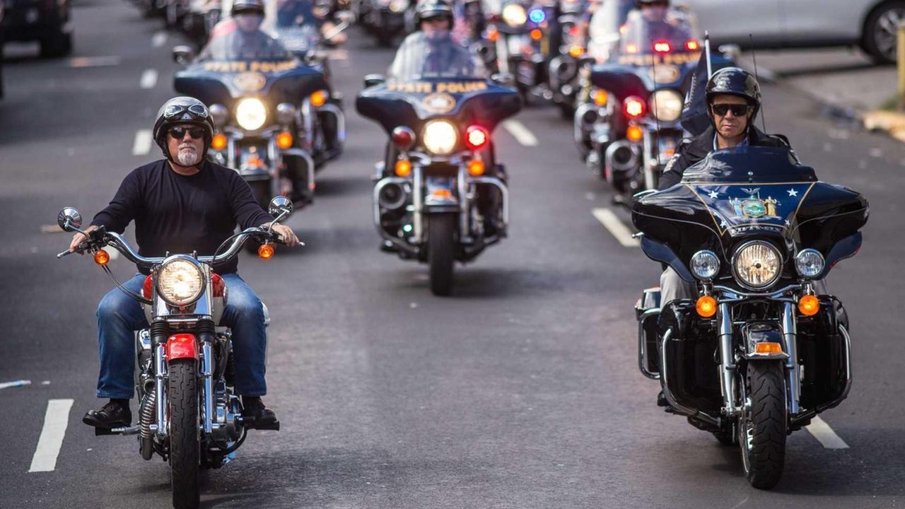 Billy Joel joins Gov. Andrew Cuomo on Sept. 11 memorial motorcycle ride ...