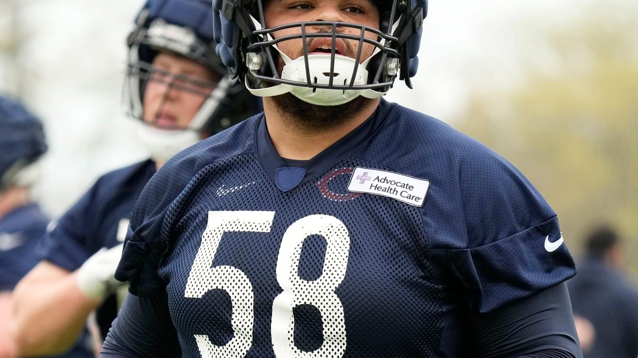 Bears sign 1st-round selection Darnell Wright, 2 more draft picks - Newsday