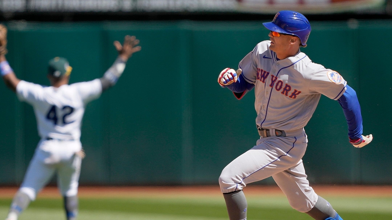 Tim Locastro helps steal win for Mets, with help from Brandon Nimmo ...
