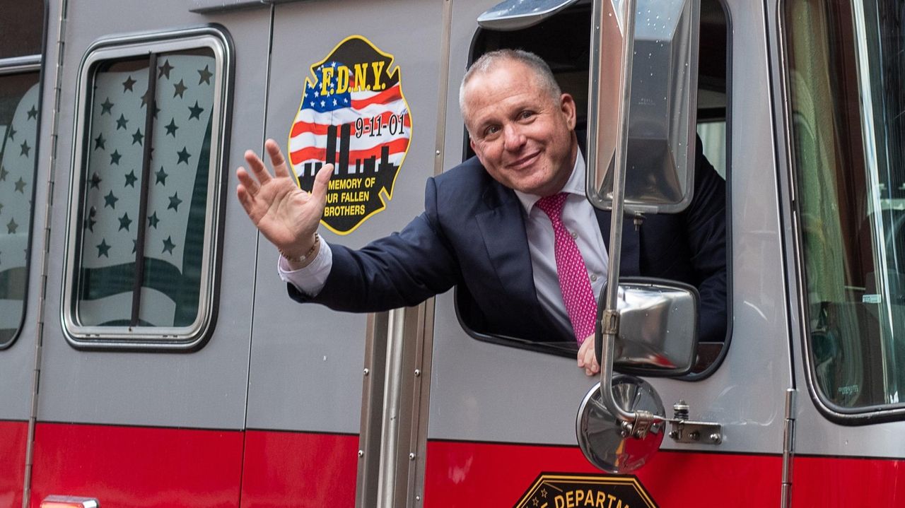 Outgoing FDNY Commissioner Robert S. Tucker lauded at walk-out ceremony ...