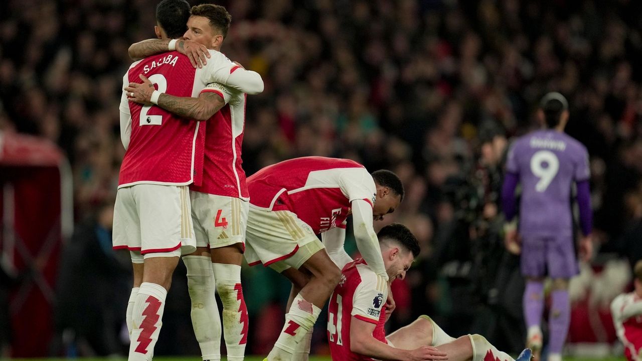 Alisson's mistakes prove costly for Liverpool in 3-1 loss to Arsenal in ...