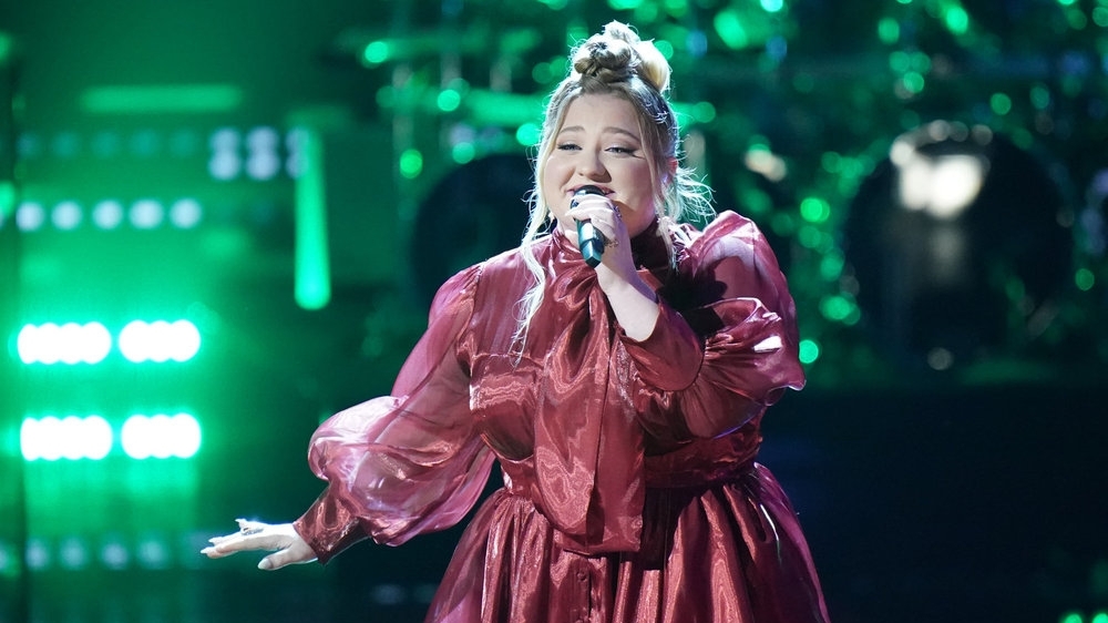 Massapequa's Jackie Romeo cut from 'The Voice' despite her powerful ...