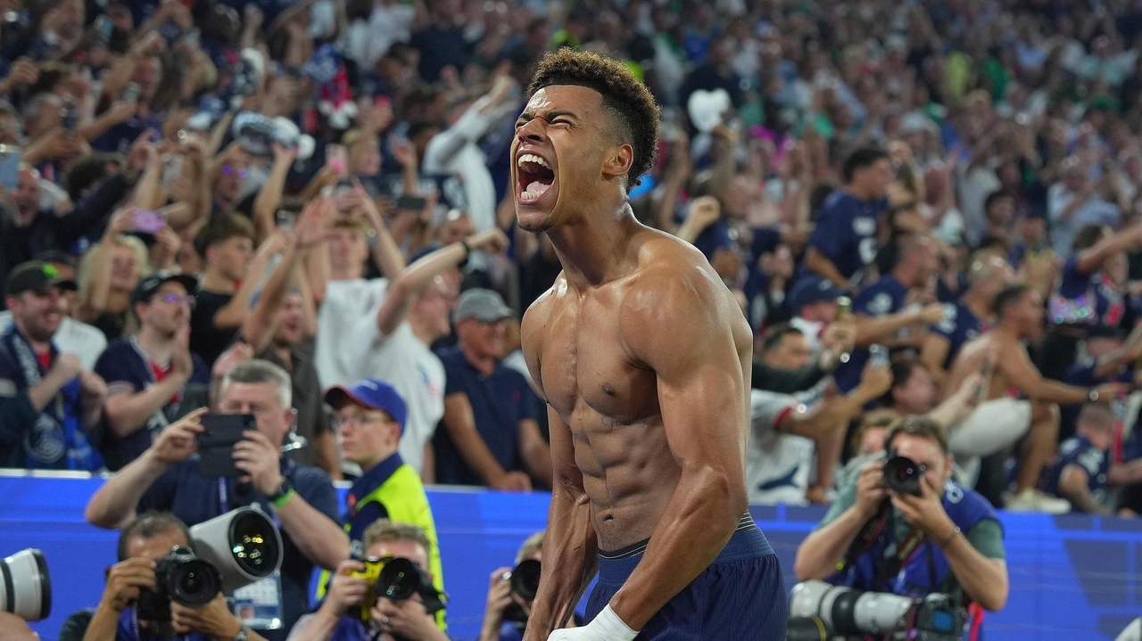 Doué's sensational Champions League performance for PSG launches him ...