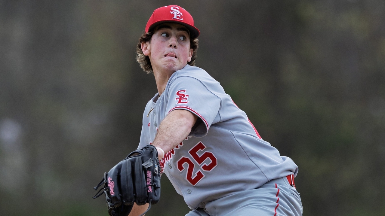 Smithtown East's Hubner, Gaine, Mitchell shut out Hills East - Newsday