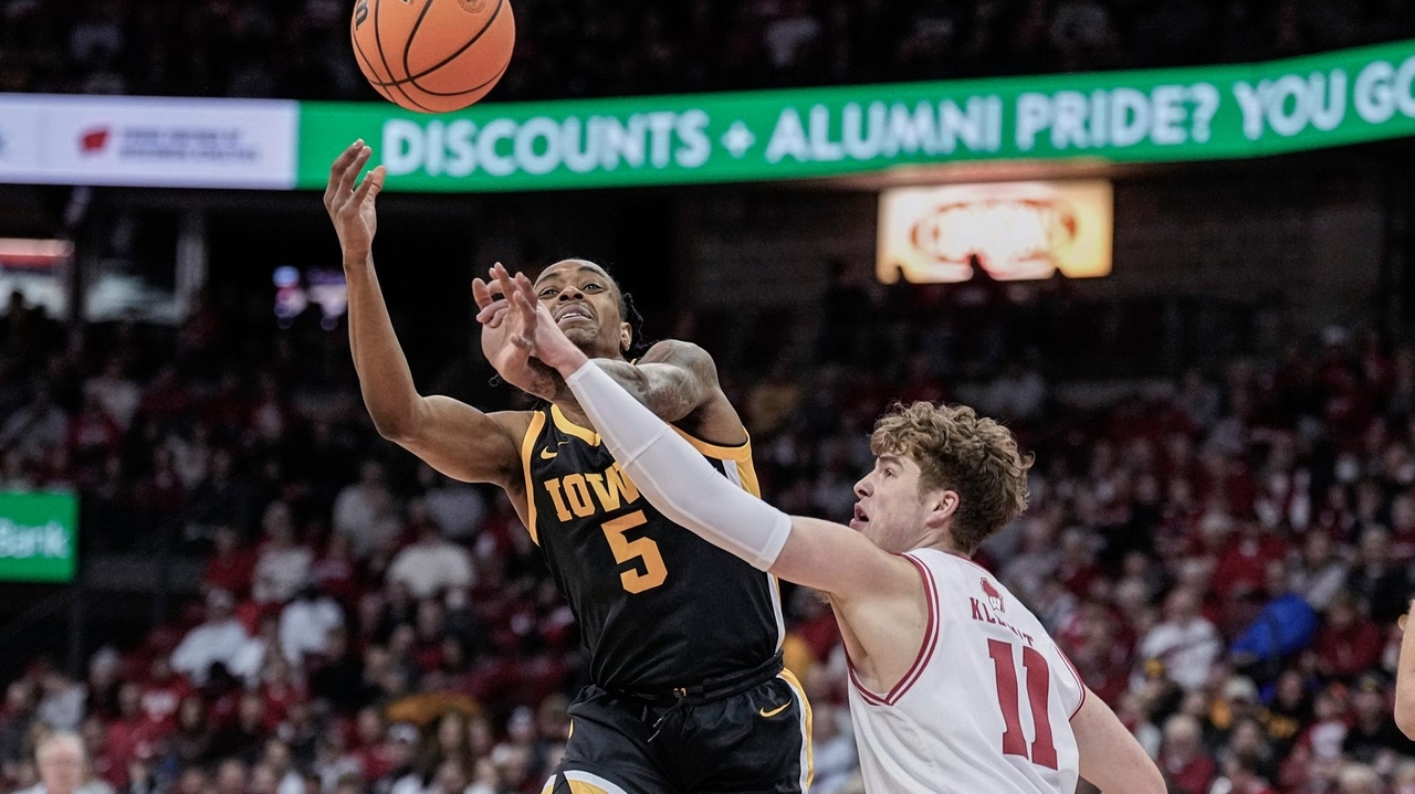 No. 21 Wisconsin uses strong 2nd half to beat Iowa 83-72 for 3rd ...
