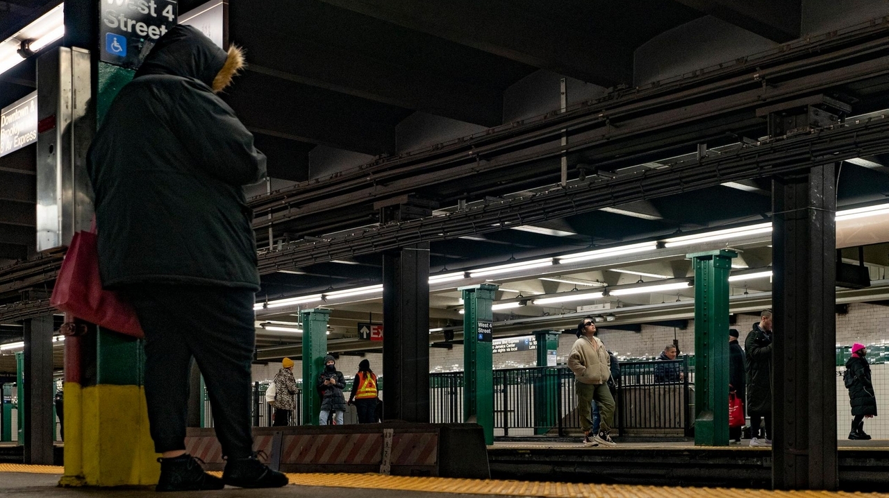 Shining a new light on city subways, installing LED lights could lessen ...
