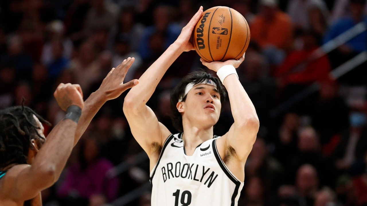 Nets' Yuta Wantanabe remains sidelined as MRI shows hamstring strain ...