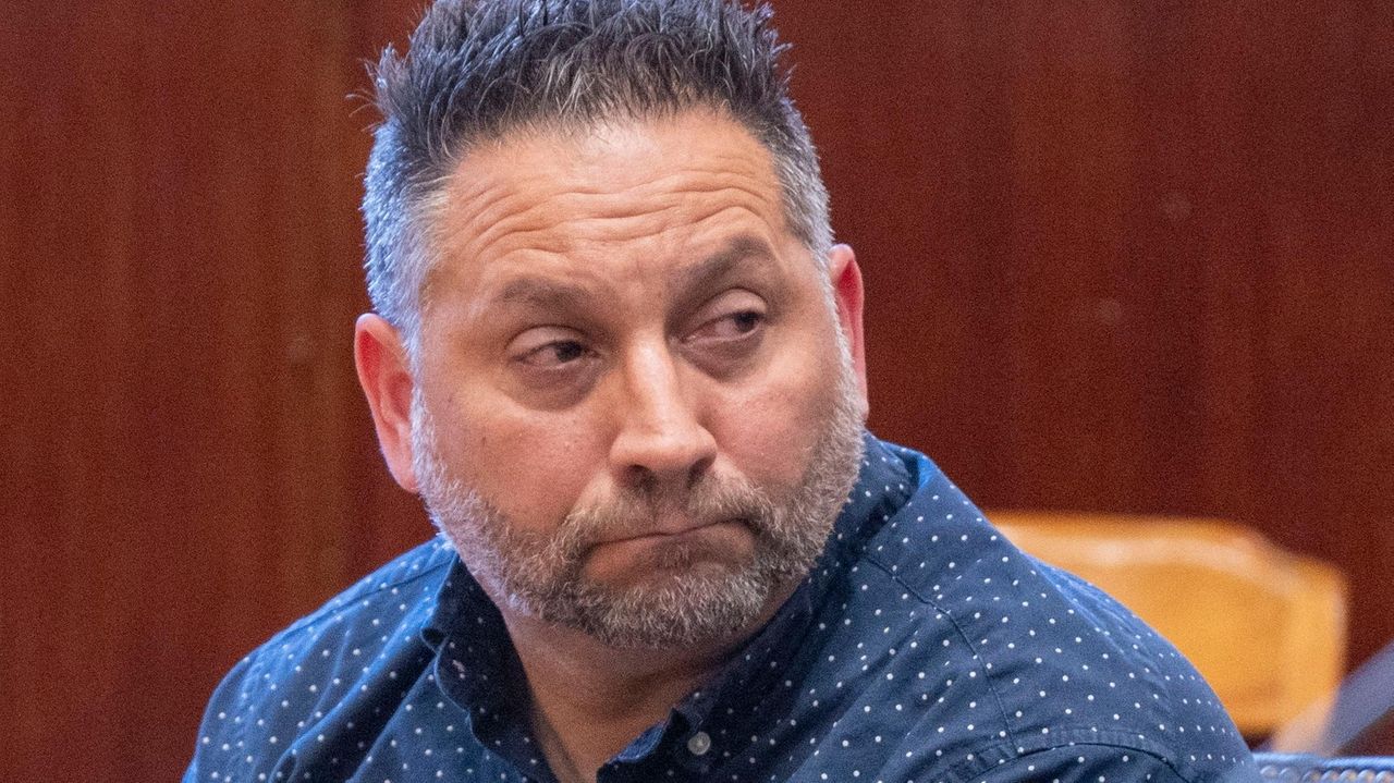 Disbarred Long Island real estate attorney sentenced for stealing ...