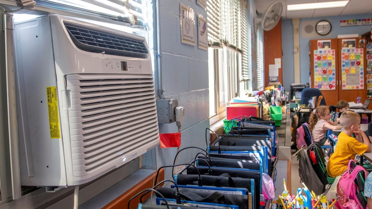 New York State lawmakers OK bill setting maximum temperature for public ...