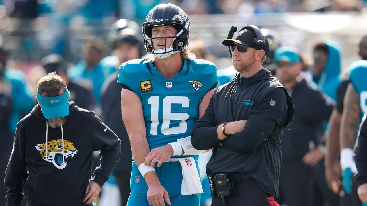 Trevor Lawrence has to 'live with' costly turnovers in Jaguars' playoff ...