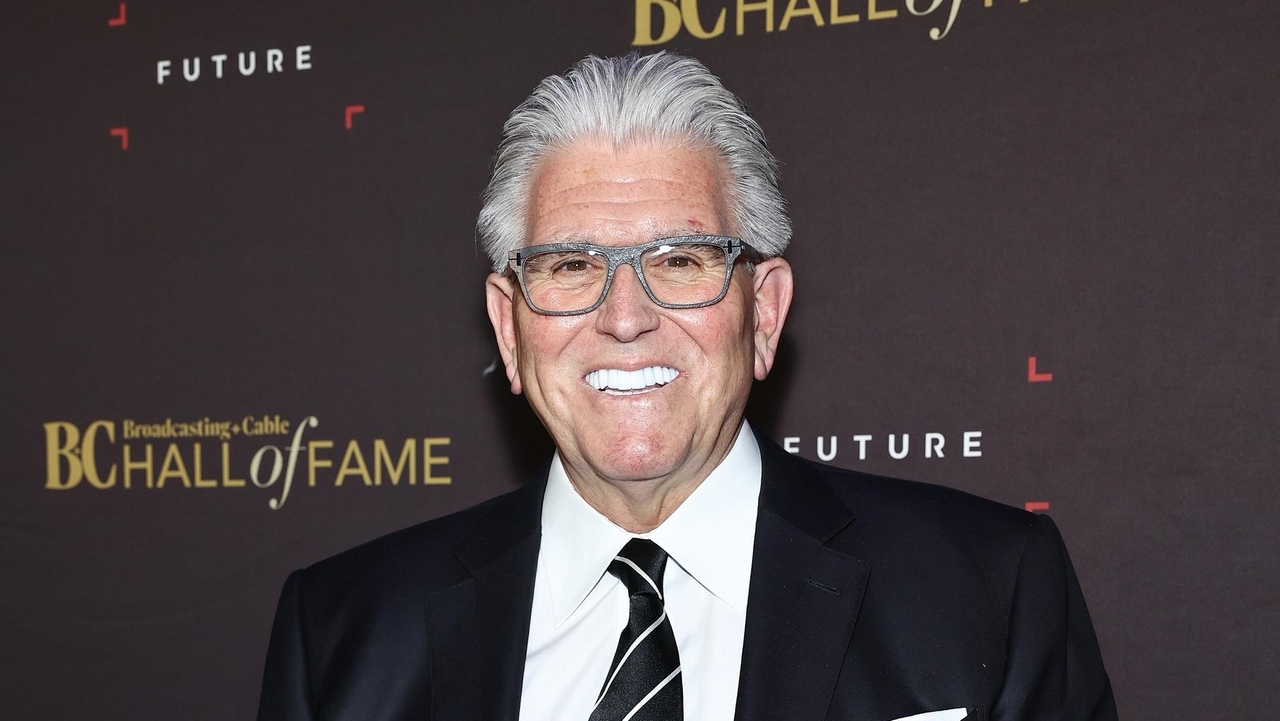 Mike Francesa returns to his podcast after unexplained absence - Newsday