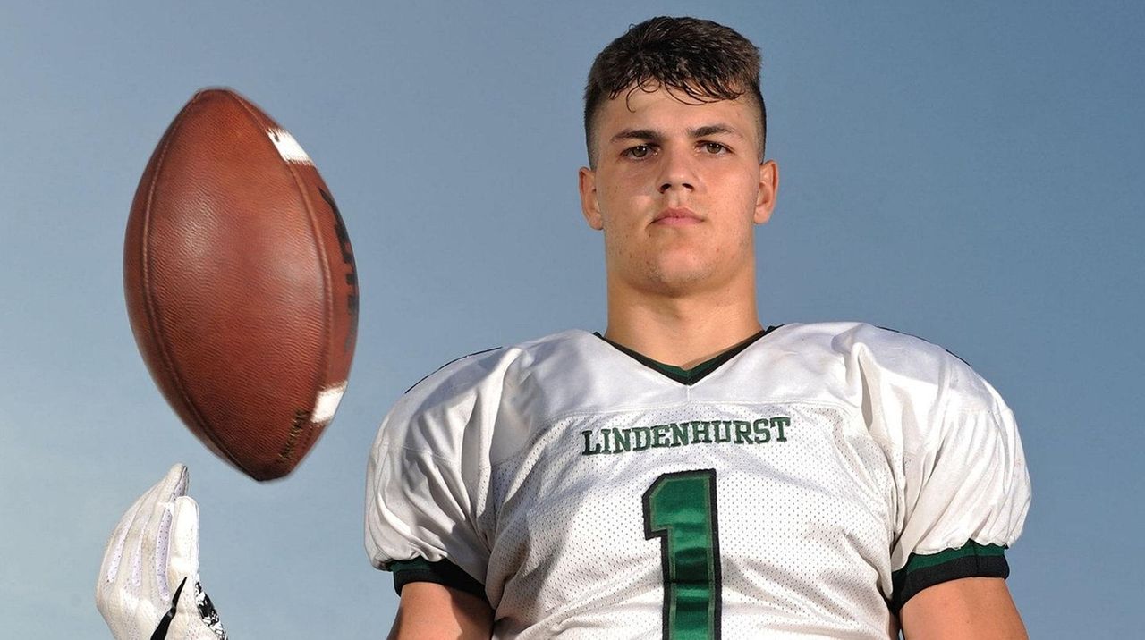 Ruckert is fourth player to be named All-LI three times - Newsday