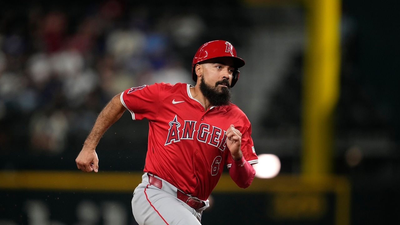 Angels third baseman Anthony Rendon agrees to restructure final year of ...