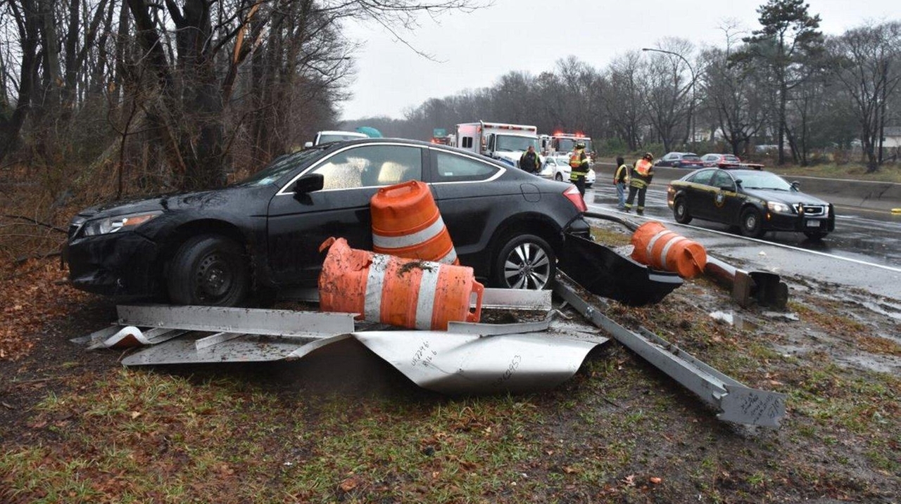 State Police: Car hits pole, causes 3-vehicle crash - Newsday