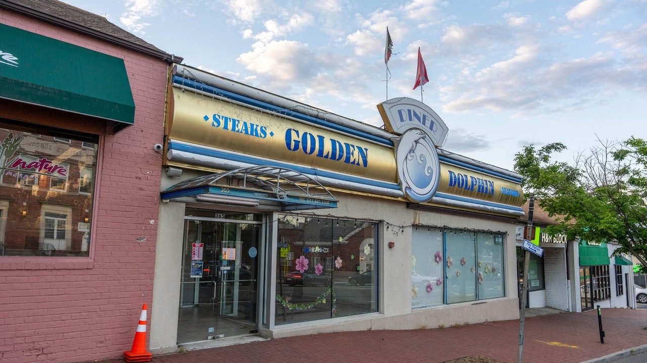 Owner of Huntington's Golden Globe Diner, aka the Golden Dolphin ...