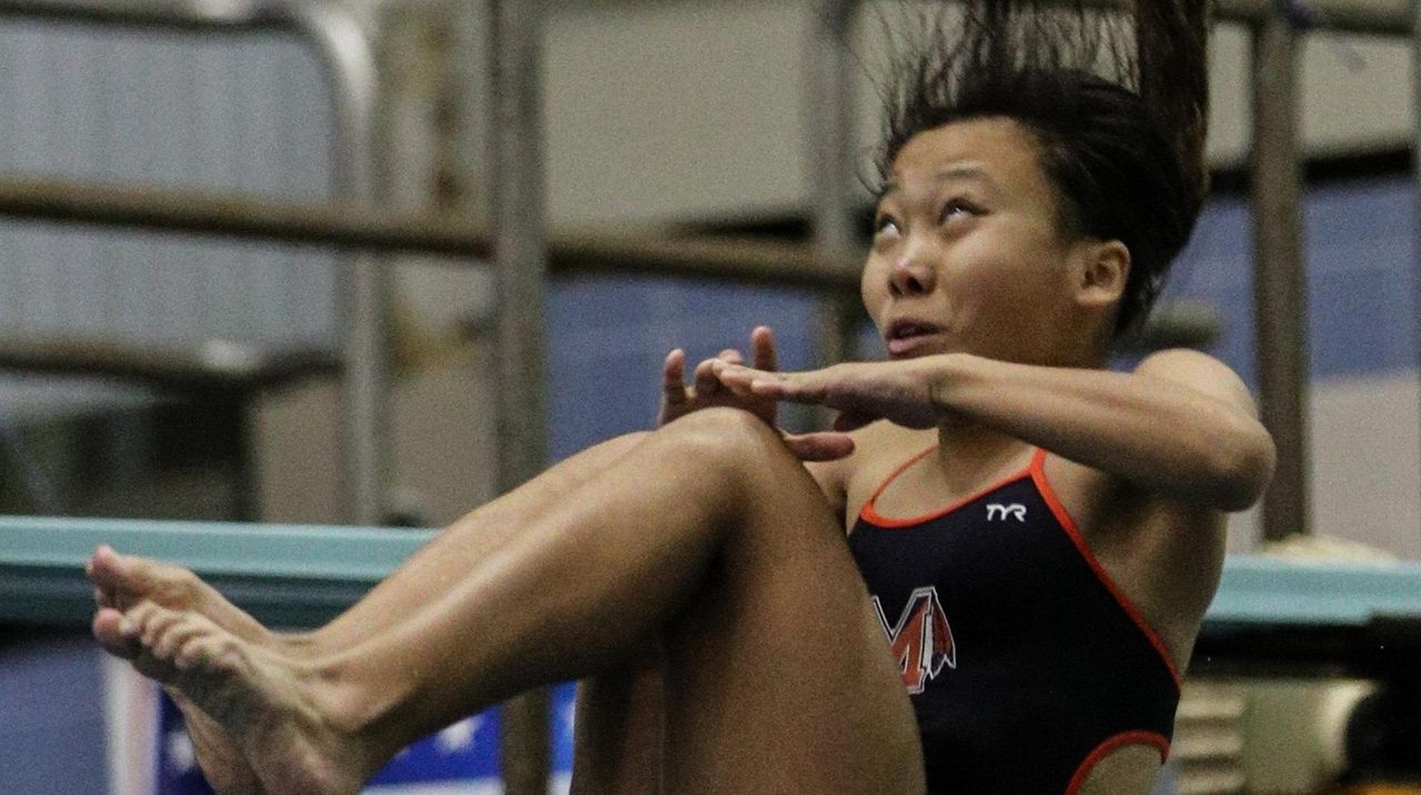 Manhasset eighth-grader Victoria Wang sets record to win Nassau girls ...