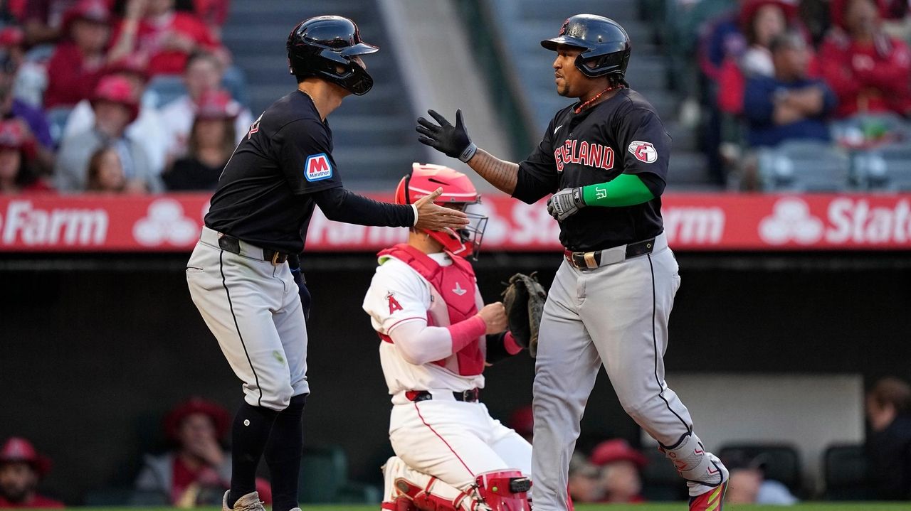 José Ramírez starts run of 3 straight Guardians' homers during the 4th inning vs. Angels - Newsday