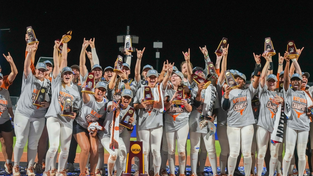 Texas beats Texas Tech 10-4 in decisive 3rd game of WCWS to win its 1st ...